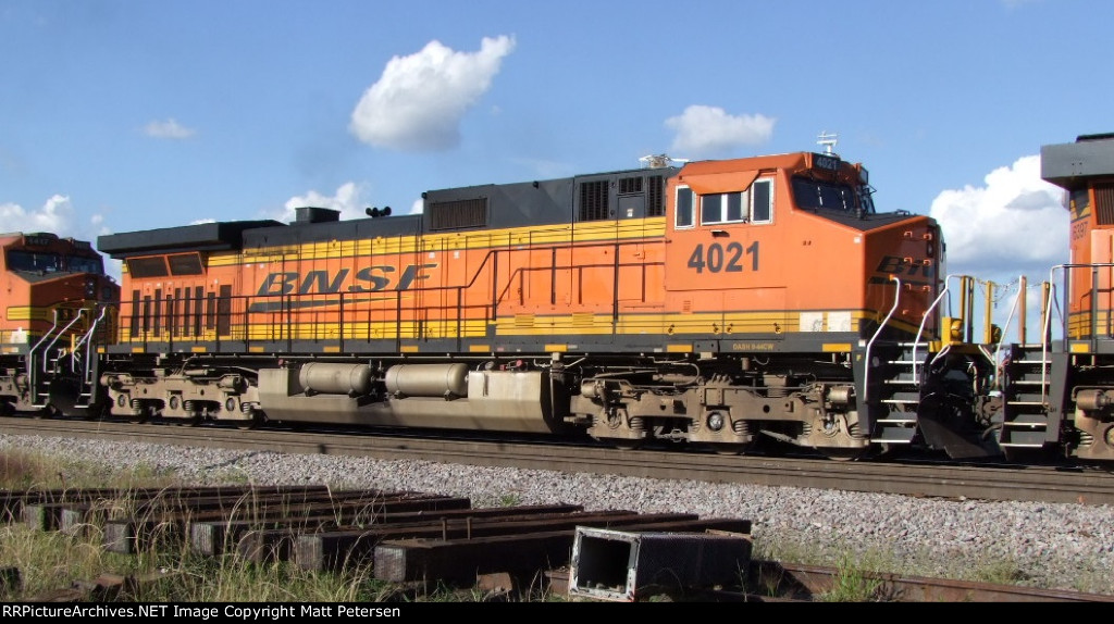 BNSF 4021